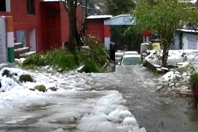 Snowfall in North India