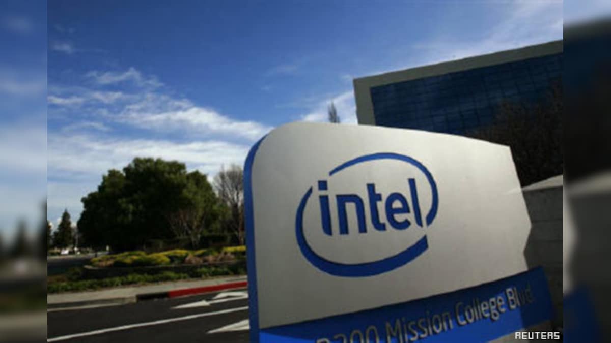 Artivision ties up with Intel - News18