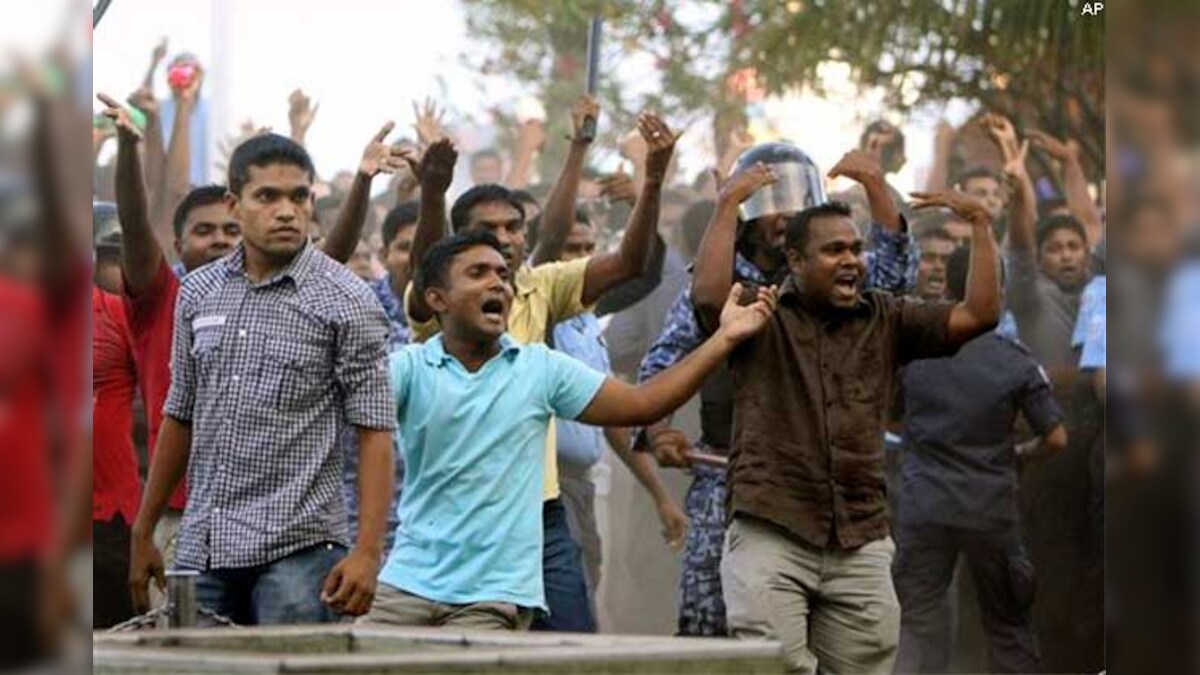 Maldives president quits amidst protest - News18
