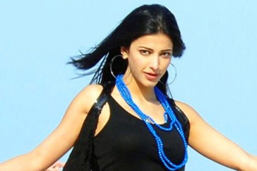 Shruti Haasan Admits Getting Nose Job News18
