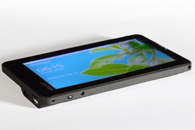 The Rs 2,999 Datawind UbiSlate tablet - Photogallery