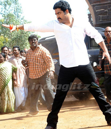 First Look: Jr NTR and Trisha in Telugu film 'Dammu'