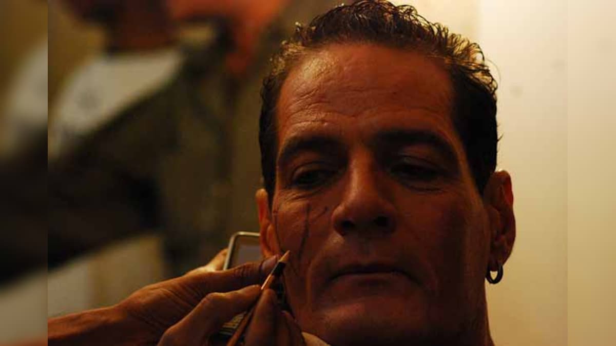 Bollywood villain Gavin Packard dies at 48 - News18