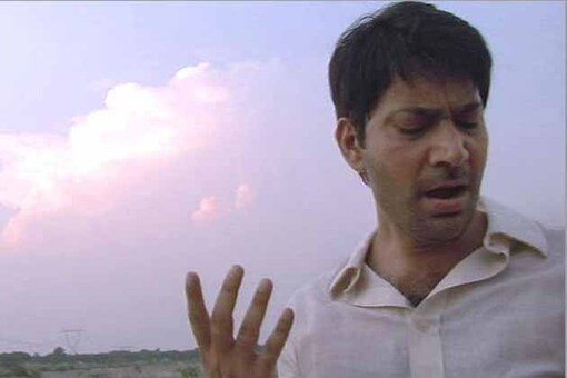 Singer Jasbir Jassi performs at Cannes film fest