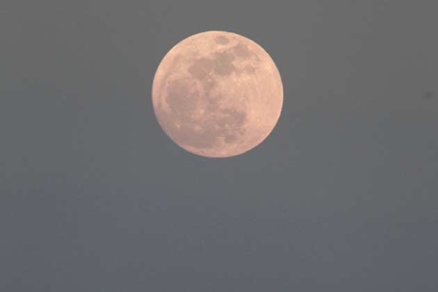 In pics: Supermoon of the century