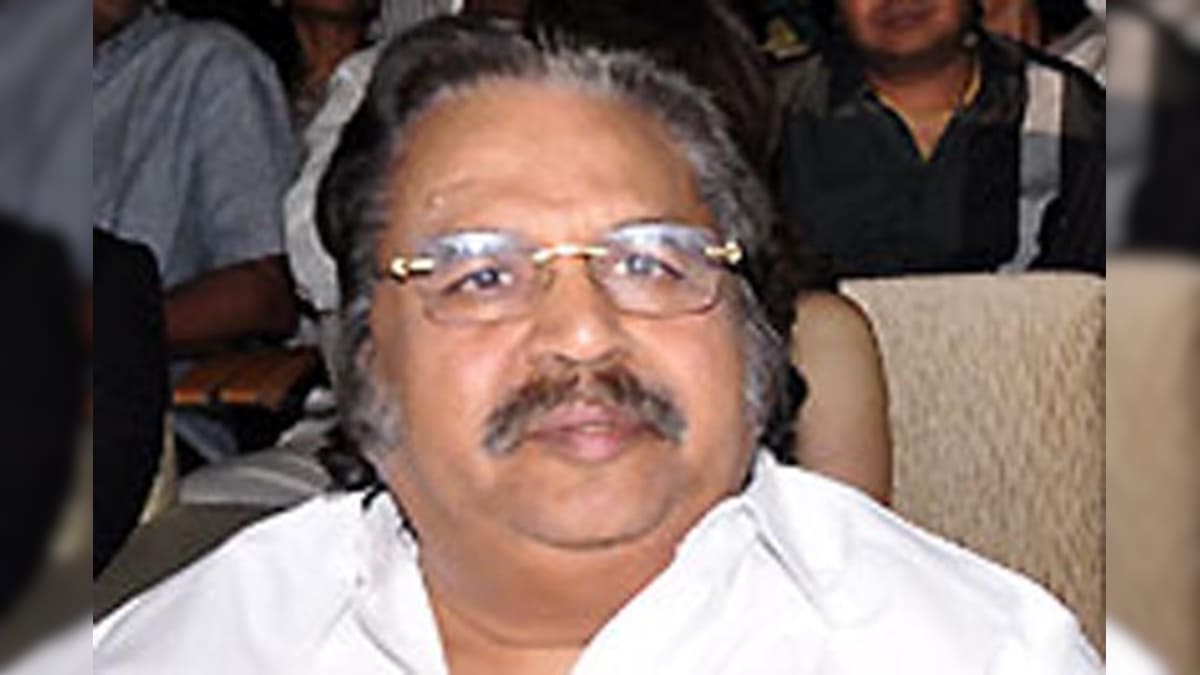 Dasari Narayana Rao praises Pawan Kalyan and Arjun - News18