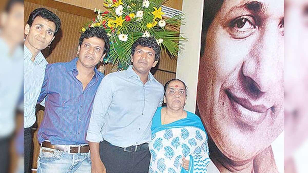 Book on Kannada actor Raj Kumar released - News18