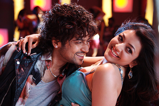 Suriya plays conjoined twins in Tamil film 'Maatraan' - News18