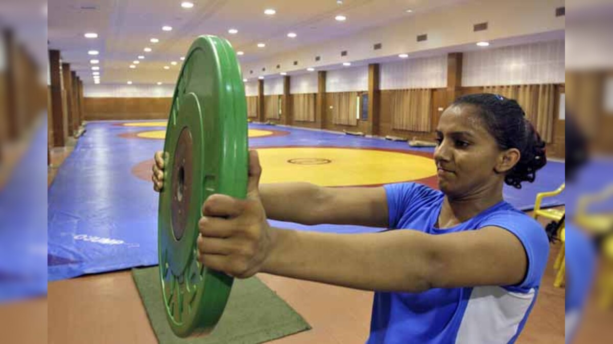 Wrestler Geeta bows out of the London Games
