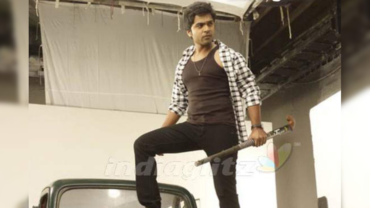 Simbu can't stop praising director Vijay Chander - News18