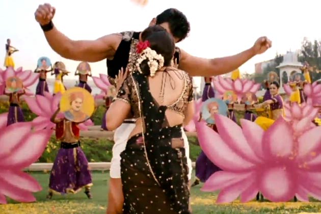 'Aiyyaa' First Stills: There is something very 'Vidya Balan' about Rani ...