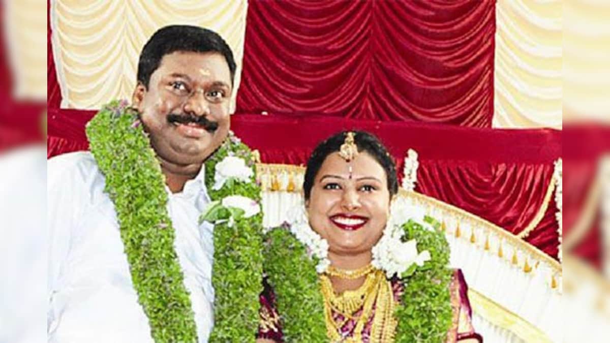 Jassie Gift ties marital knot with Athulya - News18