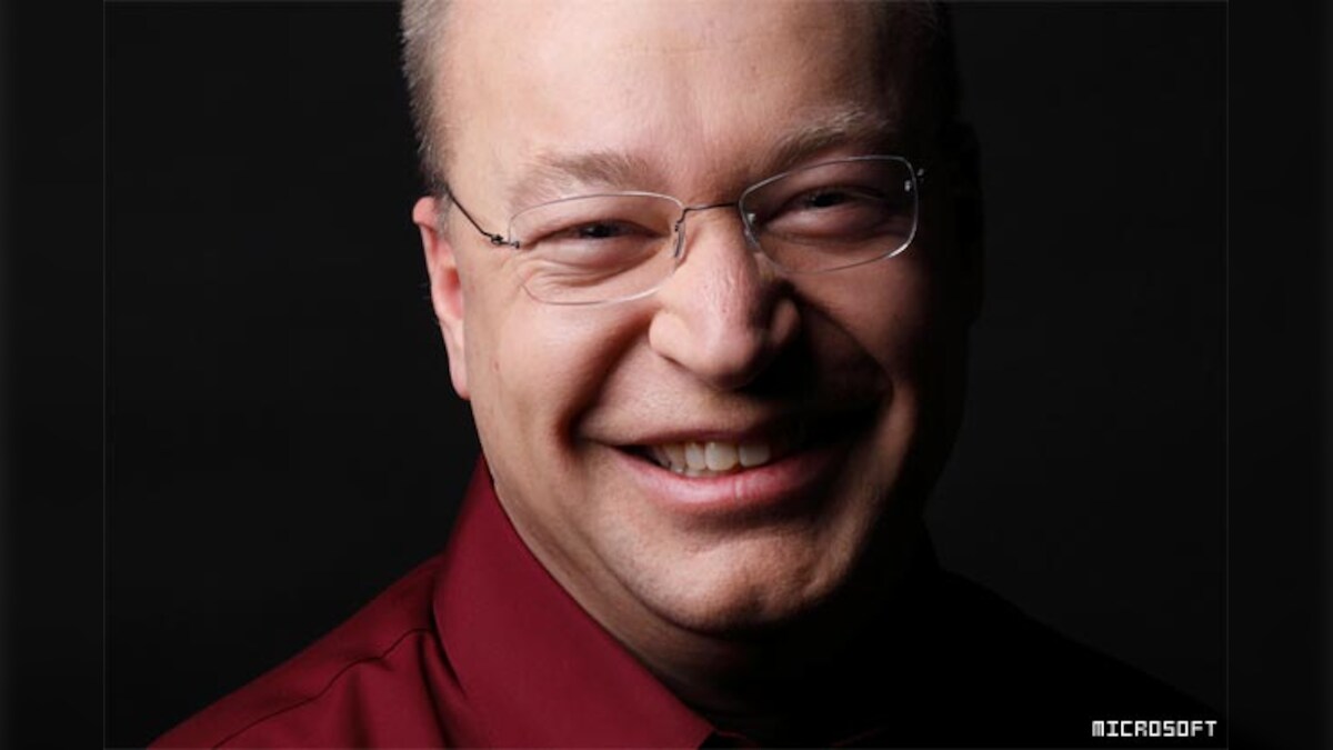 Elop running out of time to turn Nokia around - News18