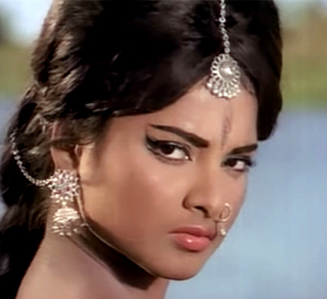 Happy Birthday Rekha: 15 things that changed her life forever - News18