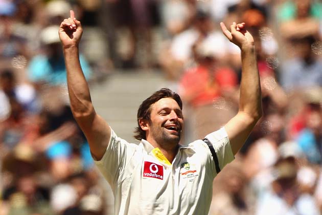 Ben Hilfenhaus Profile | Ben Hilfenhaus Cricket Career | Cricket Stats