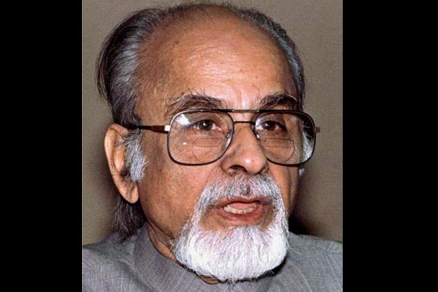 Former PM IK Gujral dies at the age of 92 - News18
