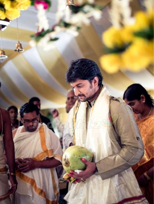 'Eega' actor Nani marries his long-time girlfriend Anjana Yelavarthy ...