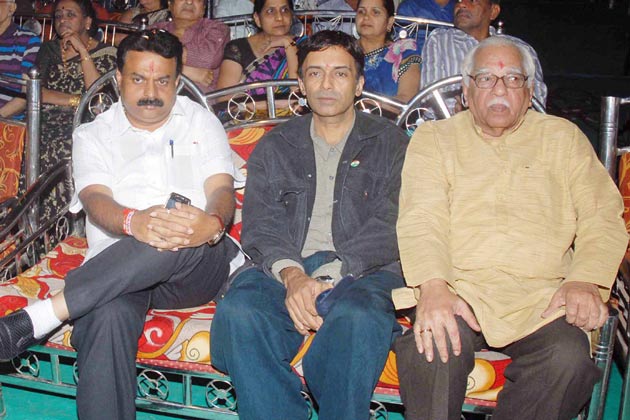 In pics: Remembering Dev Anand on his first death anniversary