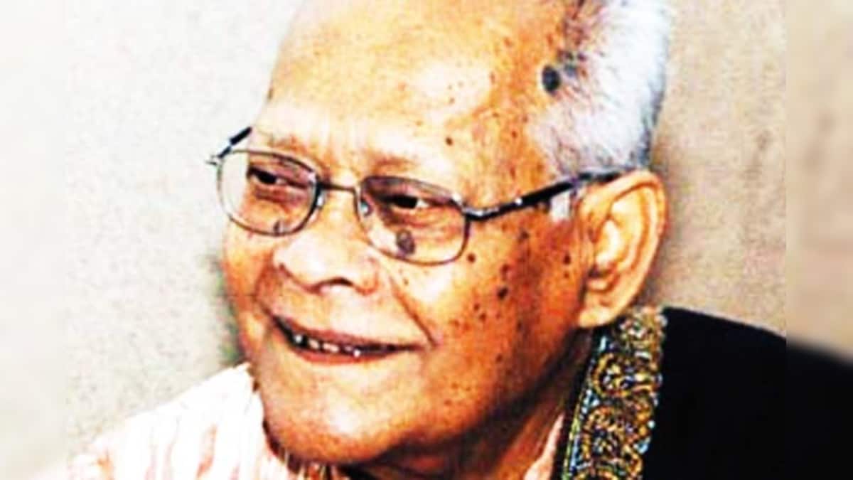 Moti Nandi's Bicycle Kick to be made into a film - News18