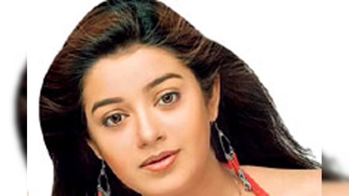 Tamil actress Manmadha Raasa to make a comeback in films