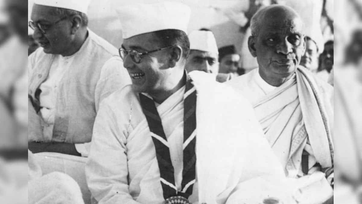 Netaji family wants access to CBI files on Nirad Chaudhuri - News18