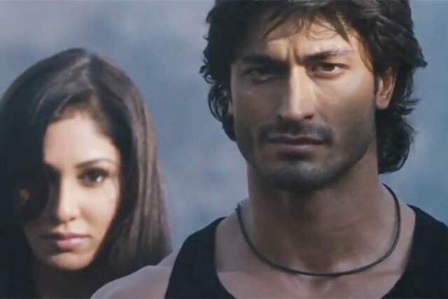 'Commando' review: Ruthless action rules the roost - News18