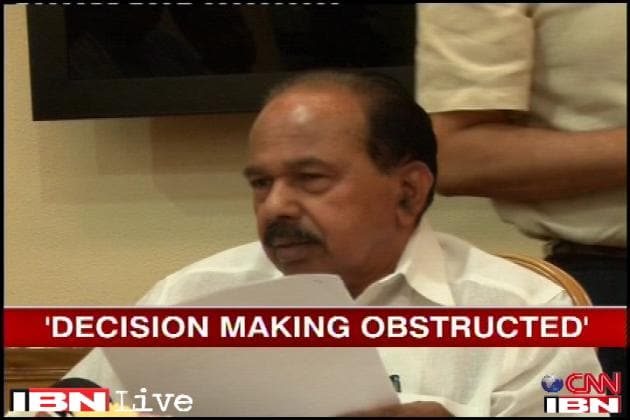 Moily hits out at oil lobbies, says they threaten petroleum ministers ...