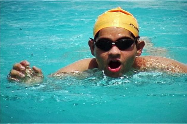 Achint Babbar swims against the tide - News18