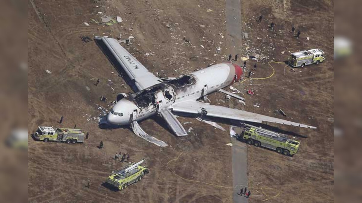 US: Boeing 777 crash lands; 2 killed, many injured - News18