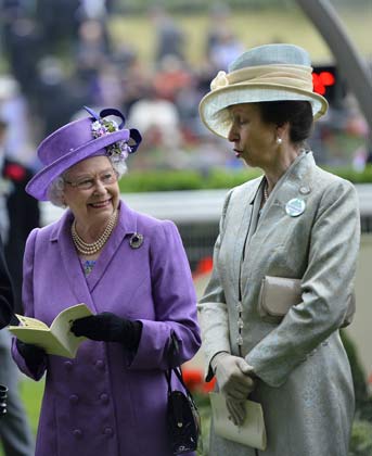 Britain's royal family tree: Meet Queen Elizabeth II's children and ...