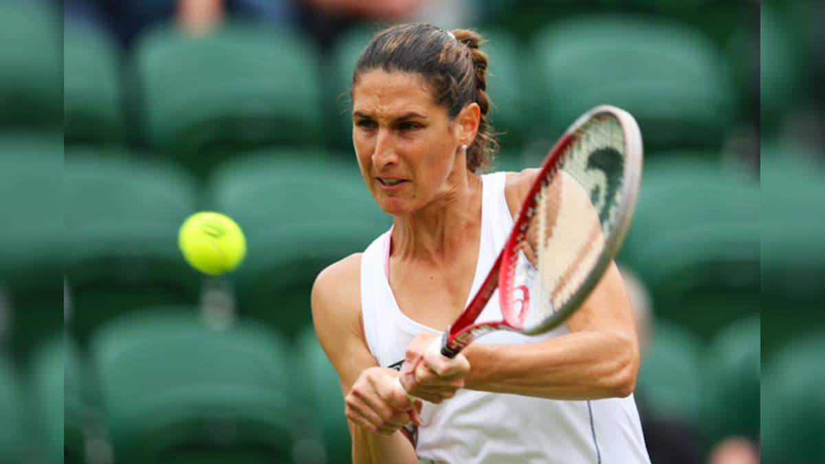 Razzano stuns Kuznetsova in round one at California - News18