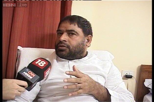 Congress expels Sadhu Yadav for praising Gujarat CM Narendra Modi - News18