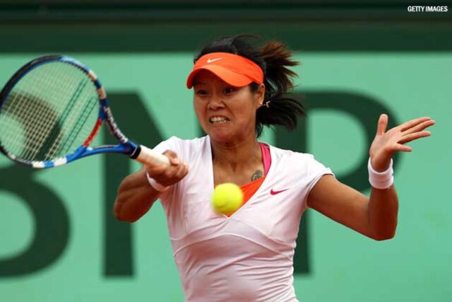 Li Na edges Errani, advances at WTA Championships - News18