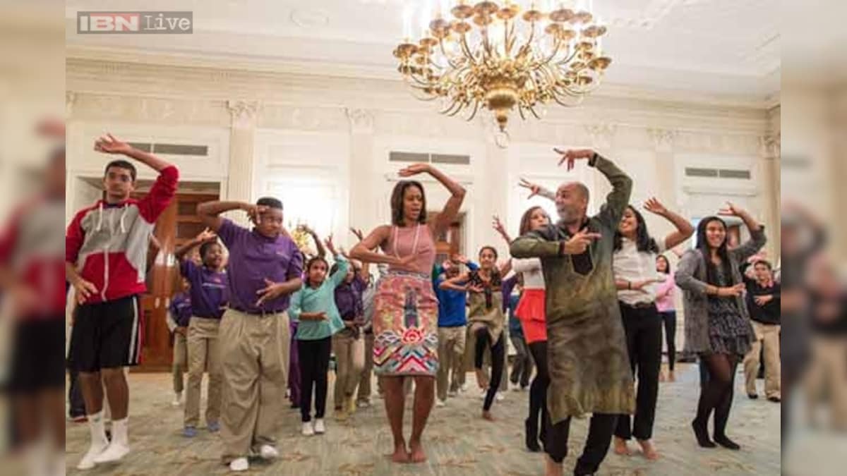Michelle Obama celebrates Diwali with Bollywood dance moves - News18