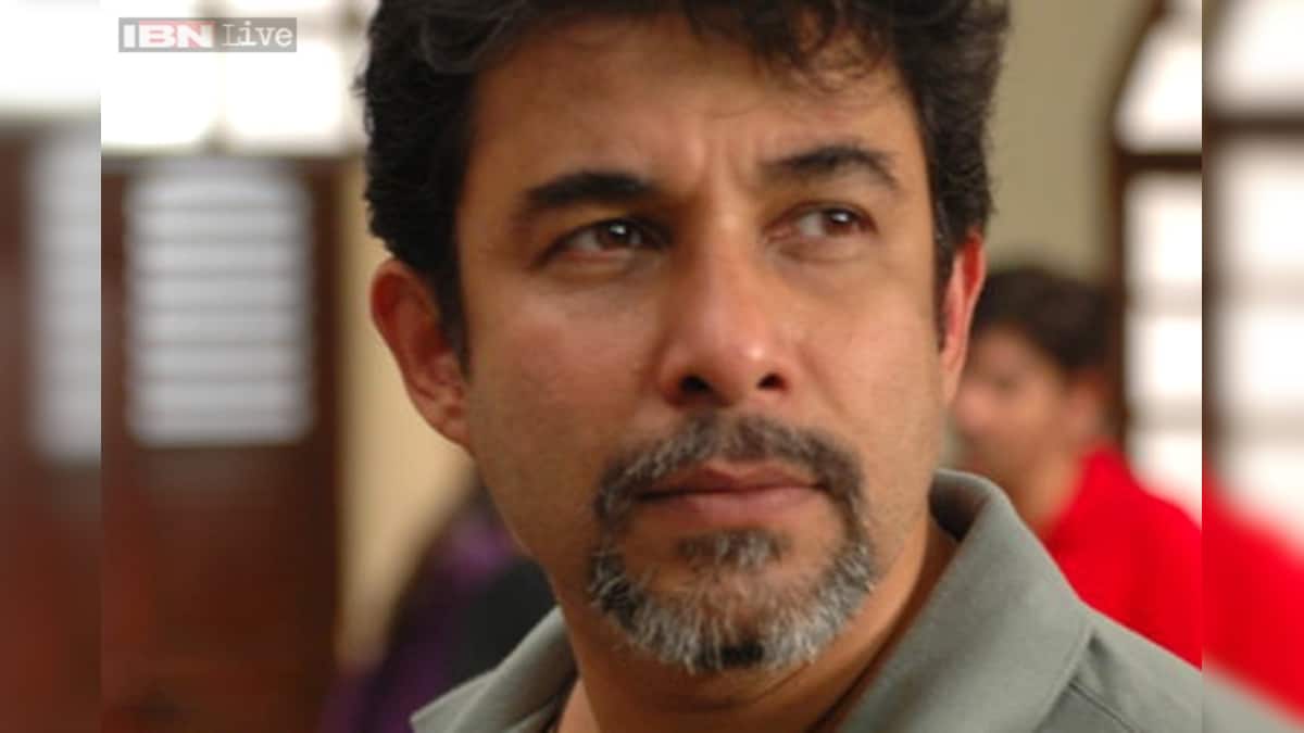I was looking to work as an actor again: Deepak Tijori