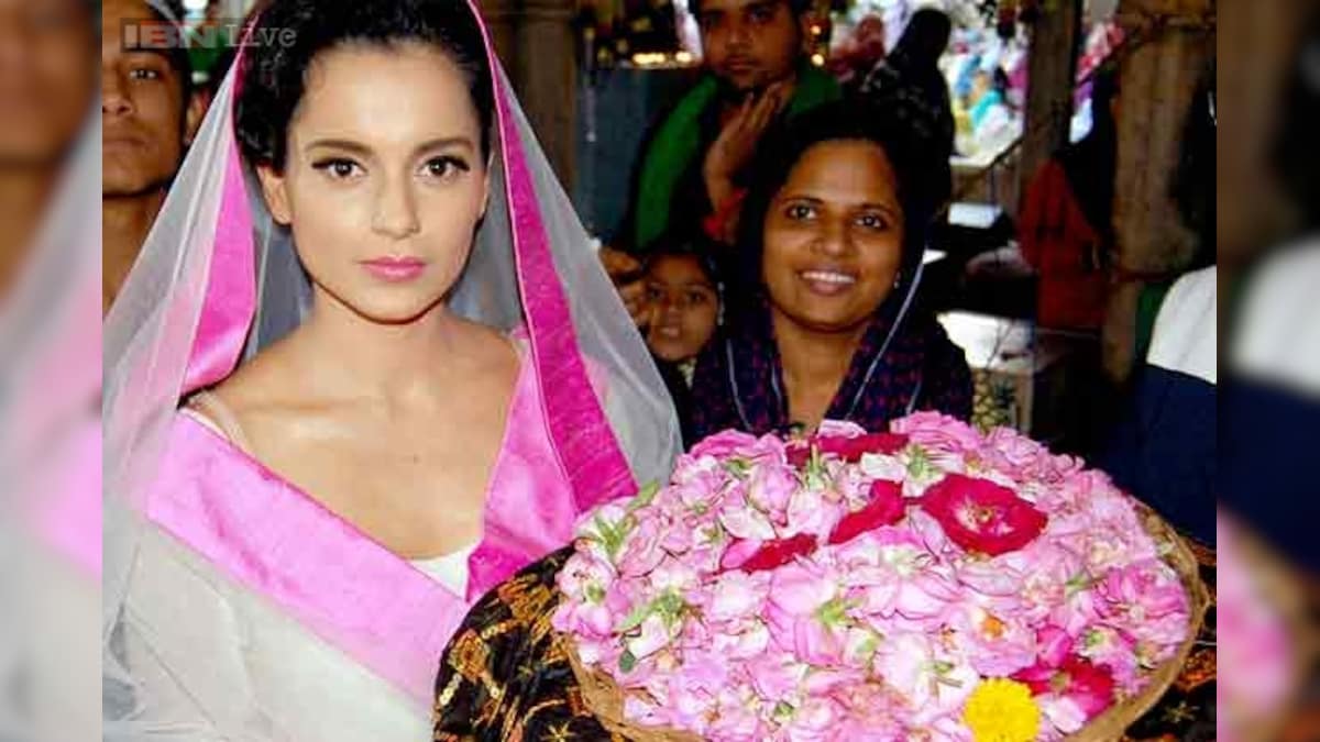 Snapshot: Kangana Ranaut prays at Ajmer Sharif for success of 'Rajjo ...