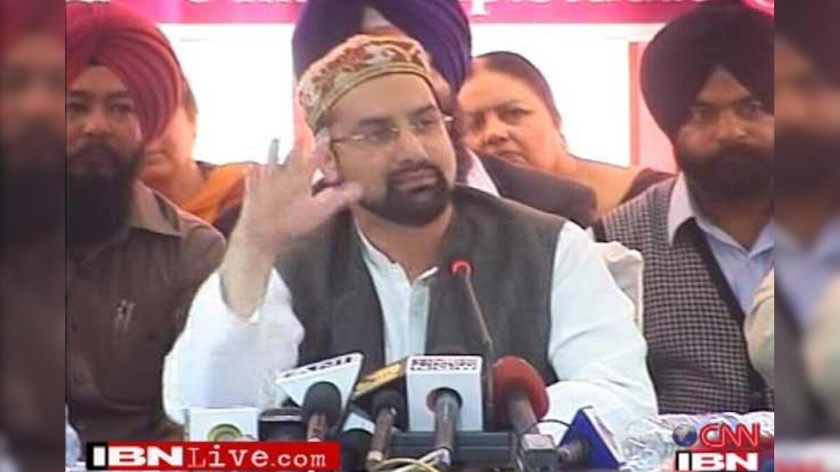 Senior leaders of Hurriyat Conference splits, forms parallel group