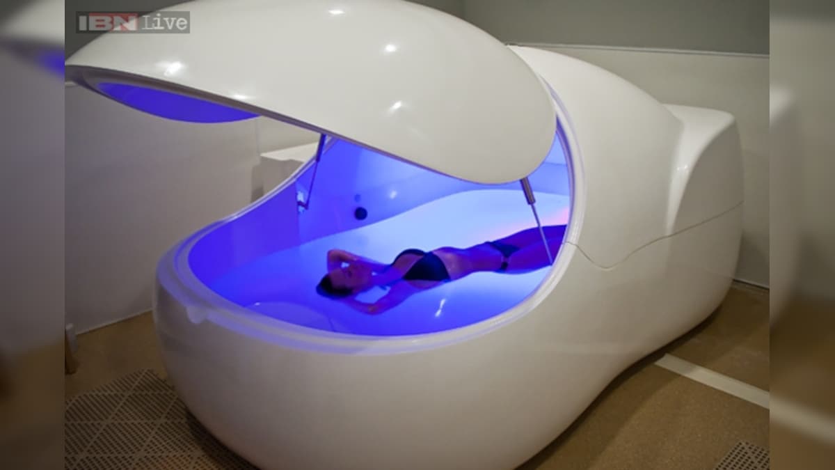 Wow: sensory deprivation tank mutes senses, reduces users' stress - News18