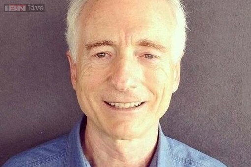 Meet Larry Tesler, the guy who invented copy and paste - News18