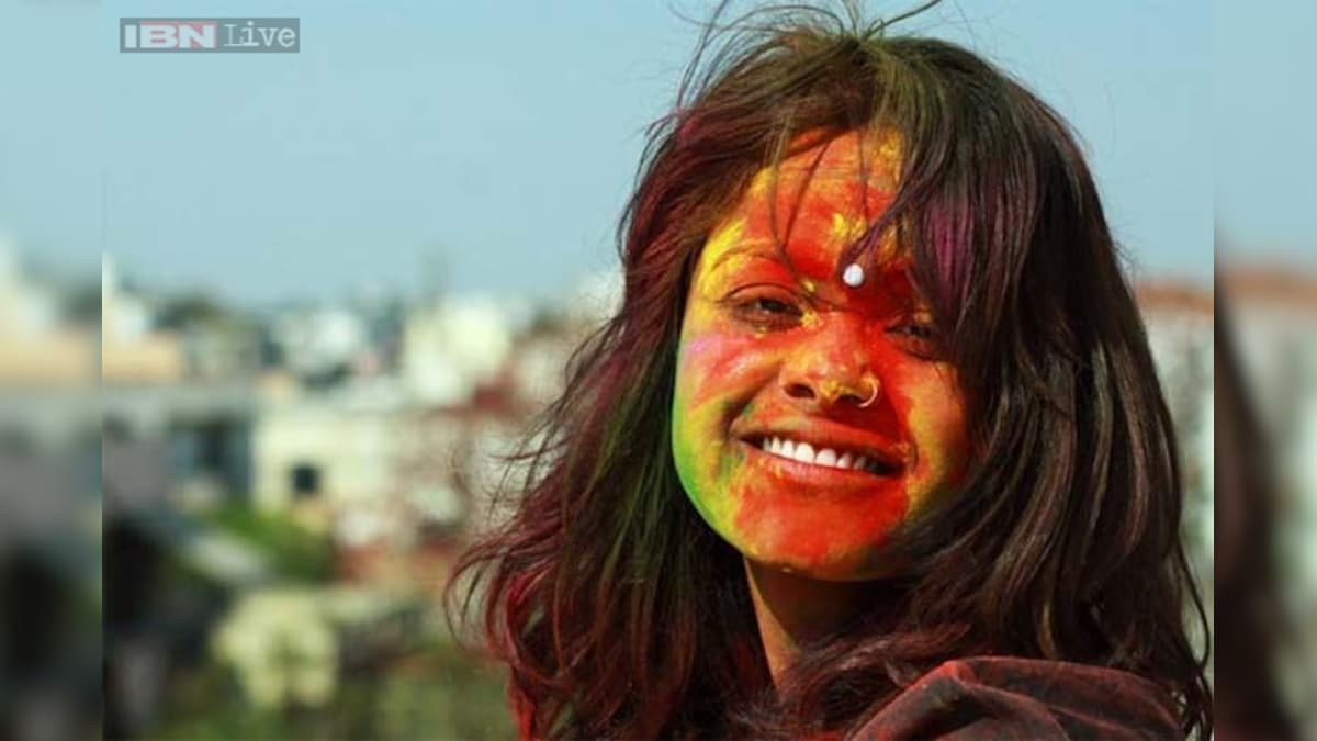 Indian NGO starts 'wear a white bindi' project to campaign against ...