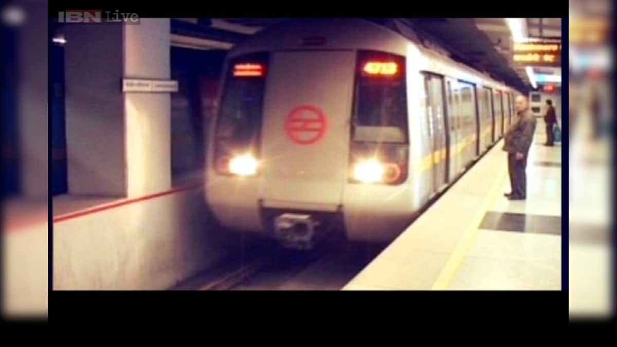 Delhi government extends support to DMRC going international - News18