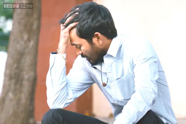 'Velai Illa Pattadhaari' first stills: Does Dhanush remind you of ...