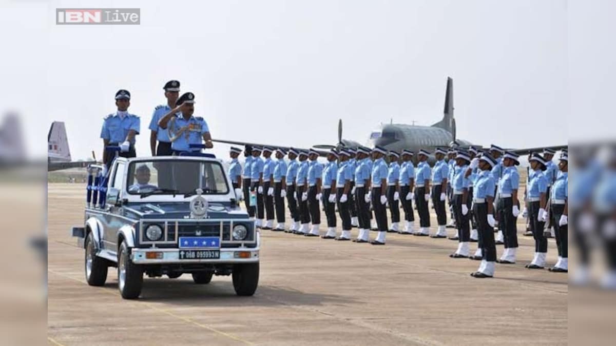 The IAF welcomes 193 flying officers into its fold - News18