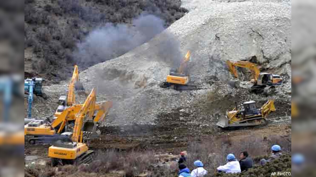 Toxic leak kills two at China mine