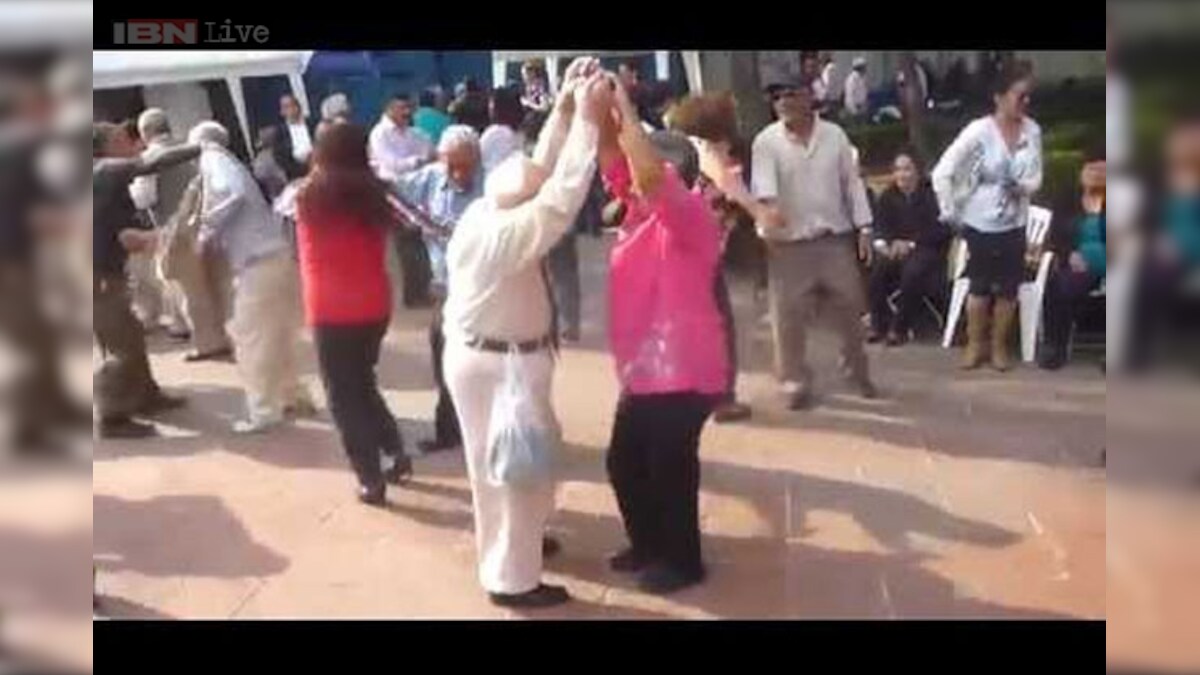 Watch: Grandpa's got the moves! This grandfather took over the dance ...