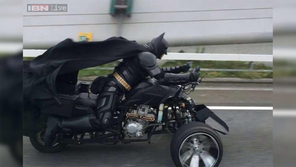 Watch: Mysterious, real life Batman speeding on the streets of Tokyo on ...