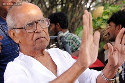 Veteran Telugu film director, artist Bapu passes away - News18