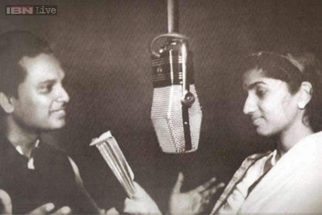 Lata Mangeshkar: 16 Rare Pictures of the Legendary Singer - News18