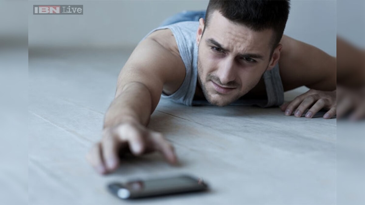 One in five college students addicted to smartphones