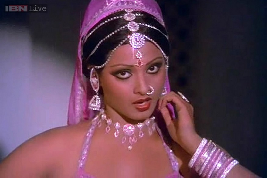 Rekha Turns 65: A Look at Things That Changed Her Life Forever ...